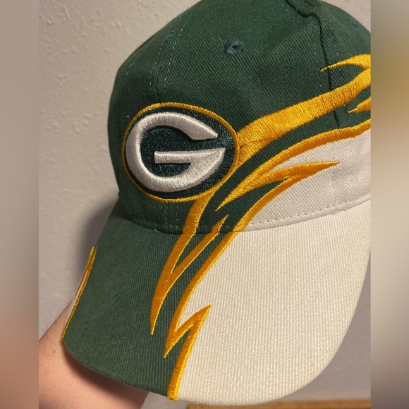 Reebok | Accessories | Vintage Reebok Green Bay Packers Embroidered ...